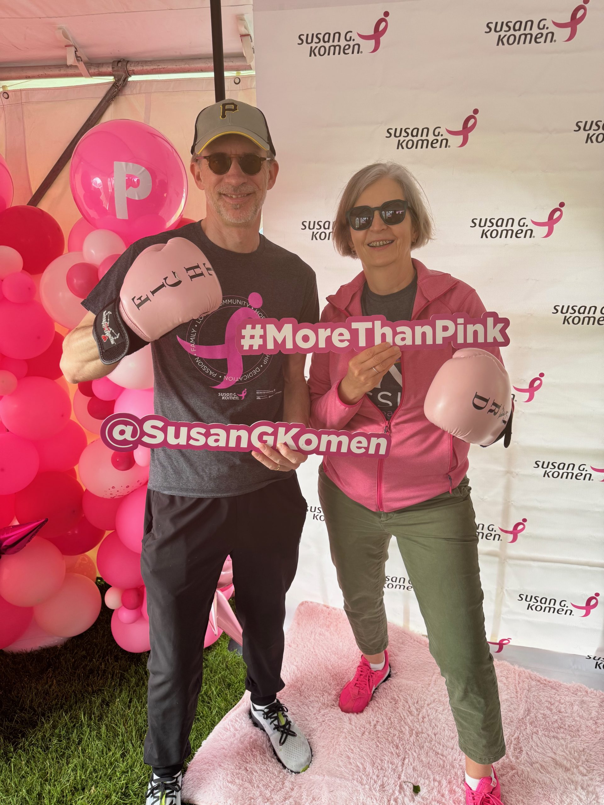 Komen "More Than Pink" Walk 2025! - Lee/Oesterreich Laboratory